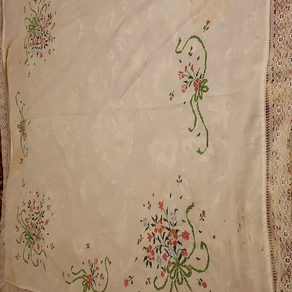 Hand Crafted | Accents | 6 Embroidery Items And 3 Hand Crotchet Items ...